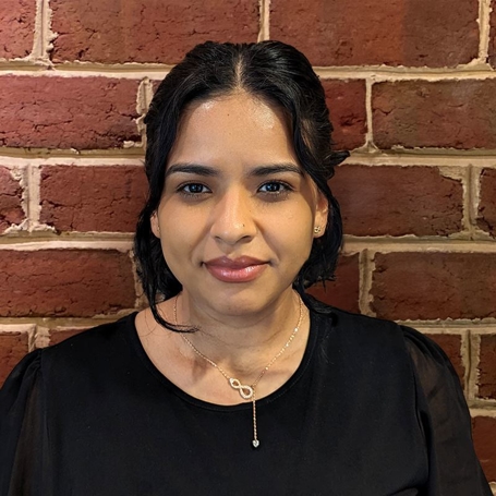 Esteffany Lopez | McGowan & Cecil LLC